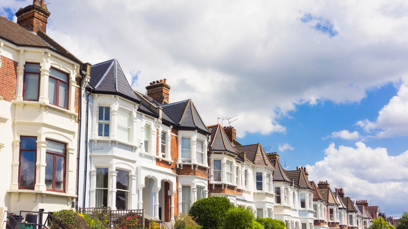 London Property Market Outlook for Landlords [2025-2026] - Property Notify
